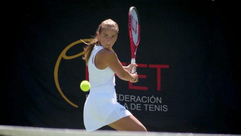 Charo Esquiva en la Billie Jean King Cup - Federación de Tenis de la ...